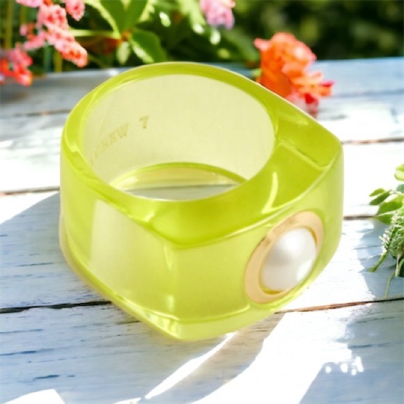 J. Crew | Jewelry | J Crew Acetate Pearl Ring | Poshmark